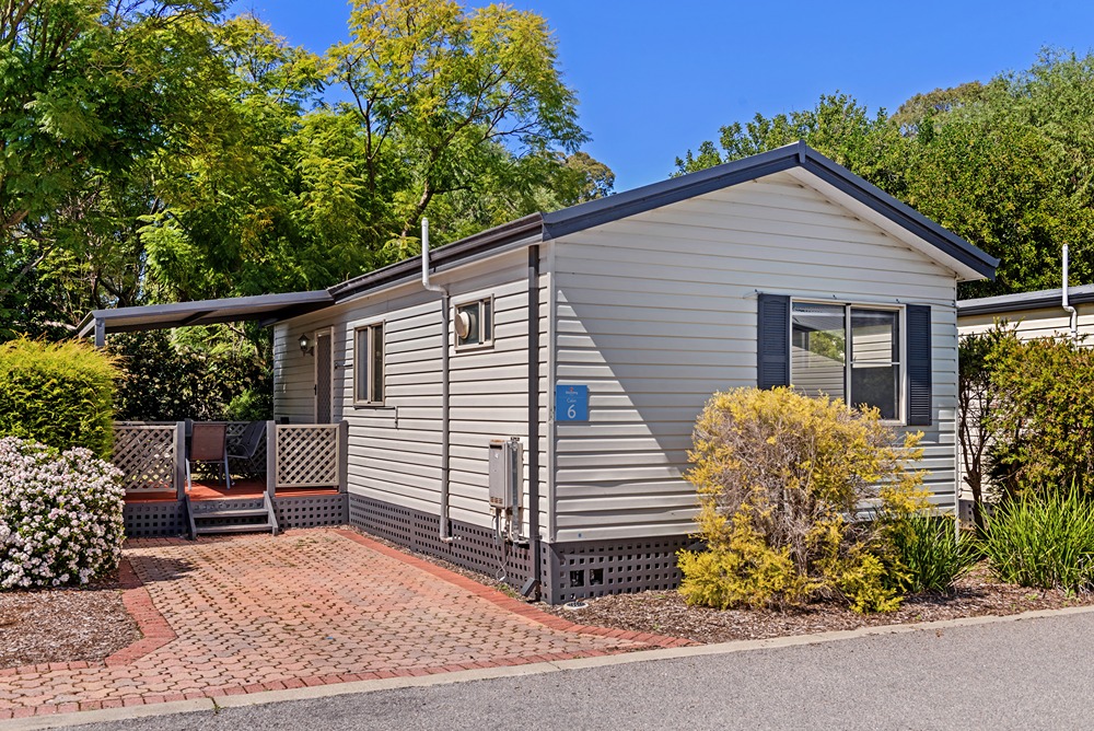 Superior 2 Bedroom Cabin | G'day Parks