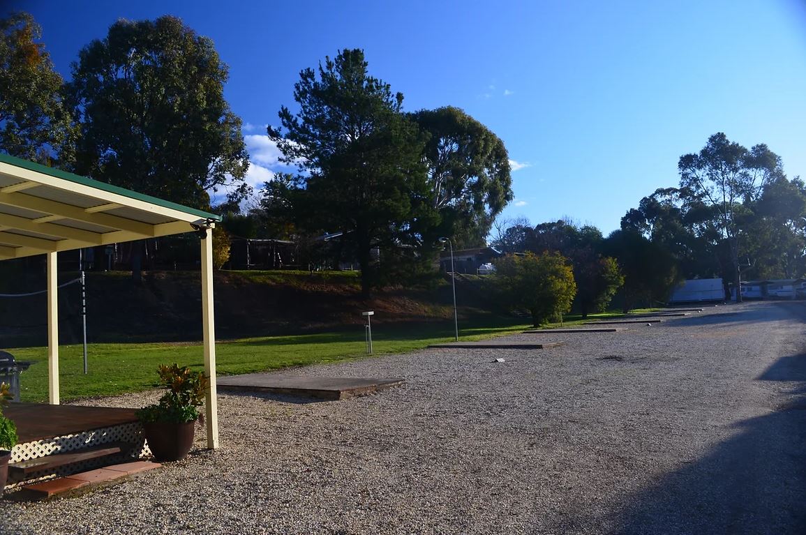 Level 2 Caravan Sites | Howqua Valley Holiday Park | G'day Parks