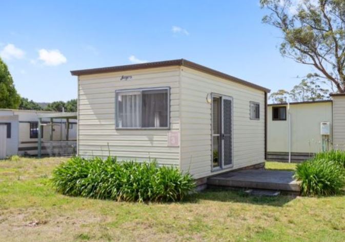 Economy Studio - Pet Friendly | Kalaru Holiday Park | G'day Parks