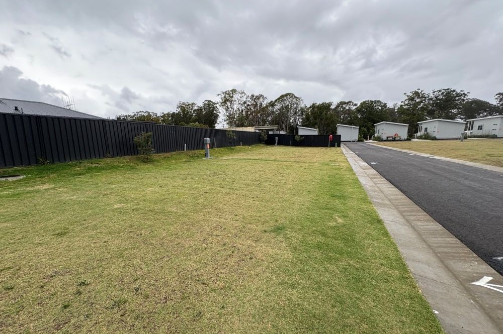 Powered Grass Site - Large | Discovery Parks - Forster